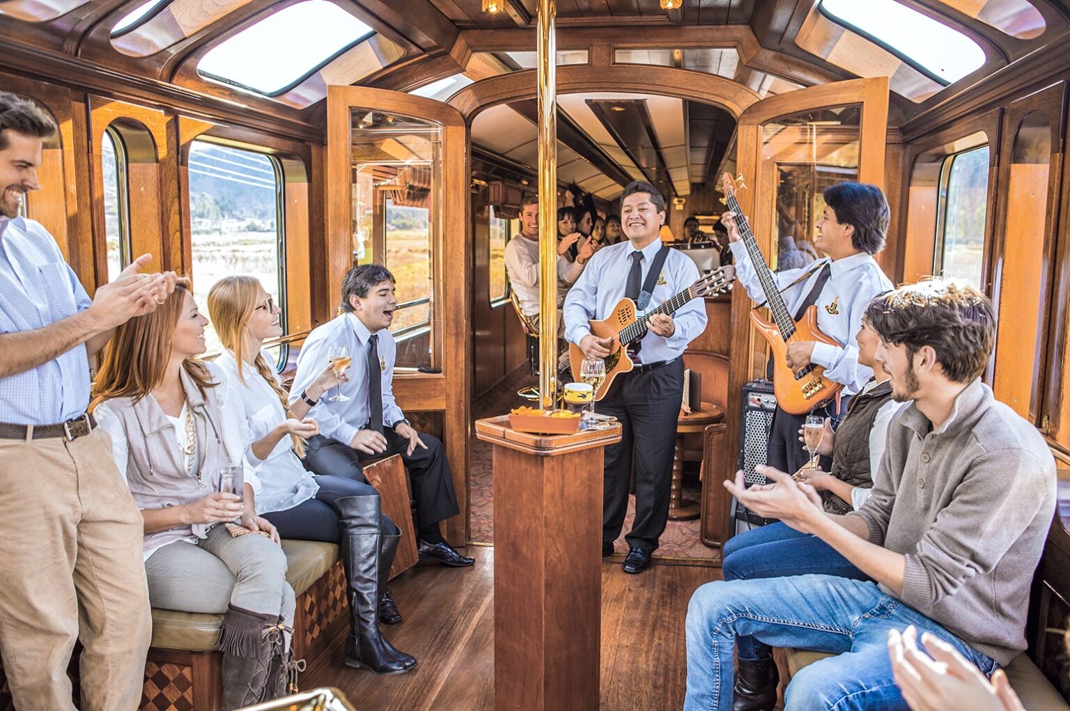 Luxury Charter Train Journey to Machu Picchu - Peru Vip Travel